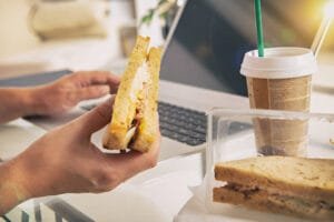 15 Time-Saving Healthy Morning Snacks That Actually Keep You Full Until ...