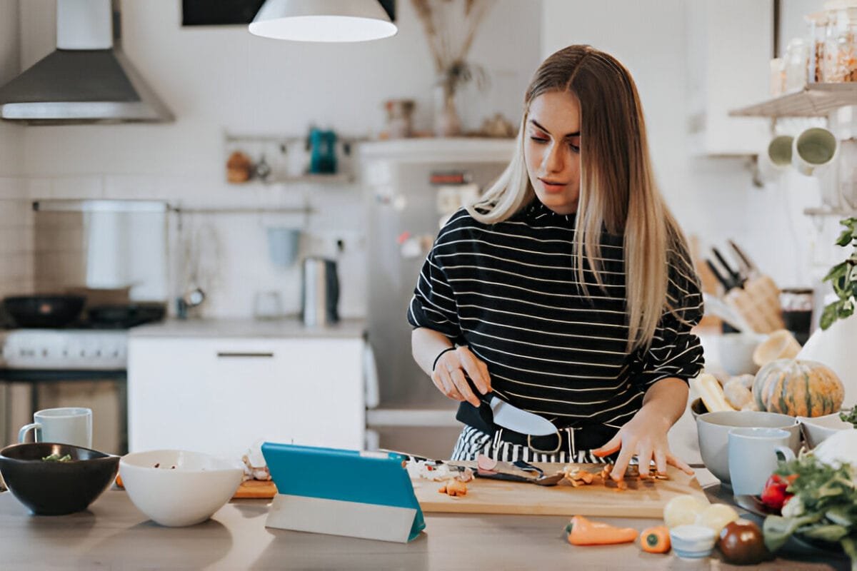15 Time-Saving Healthy Morning Snacks That Actually Keep You Full Until ...